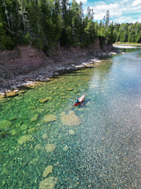 Trois façons d’explorer la rivière Bonaventure • Au Québ